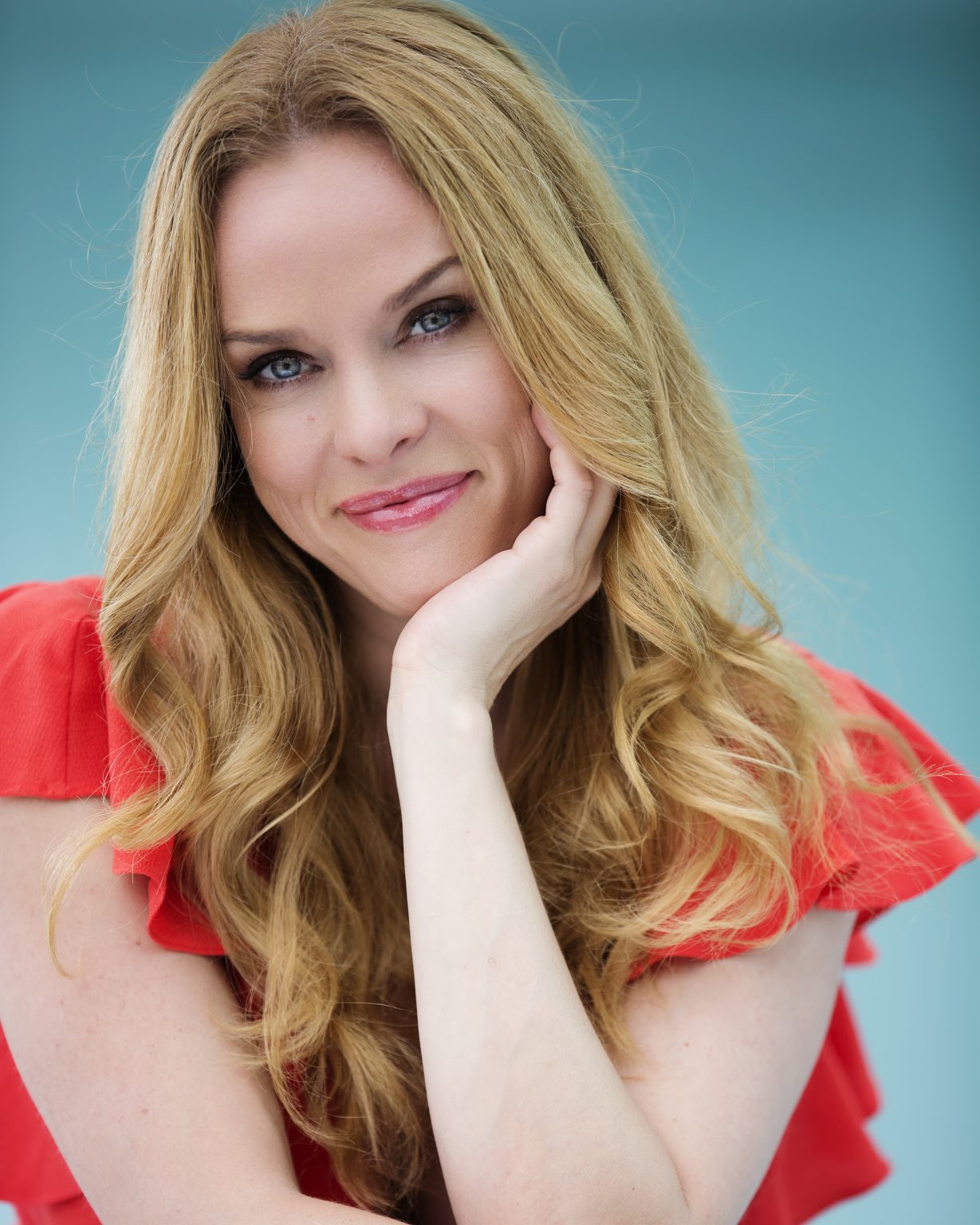 Lynsey Mackay - Premier Entertainment
